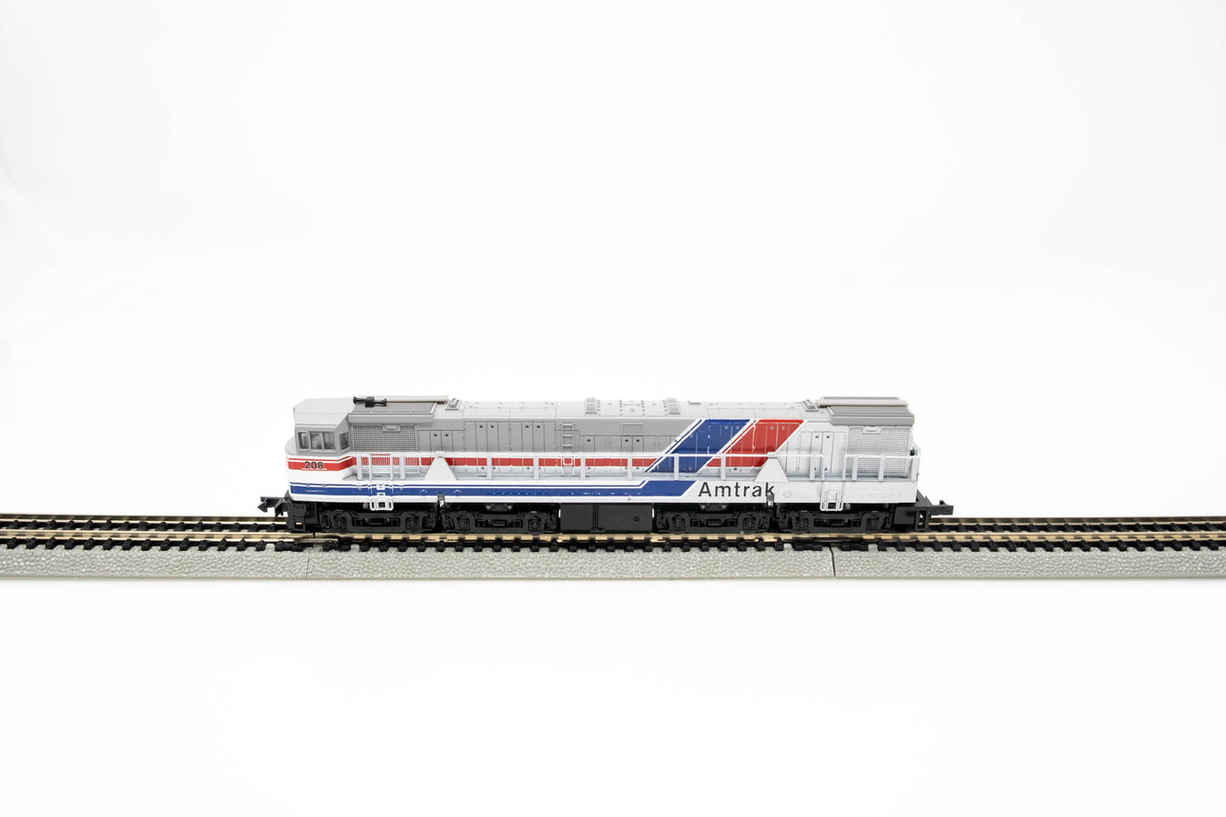 Con-Cor N Scale U-50 Diesel – Amtrak Cab #208 (DC Only, Rapido Coupler ...