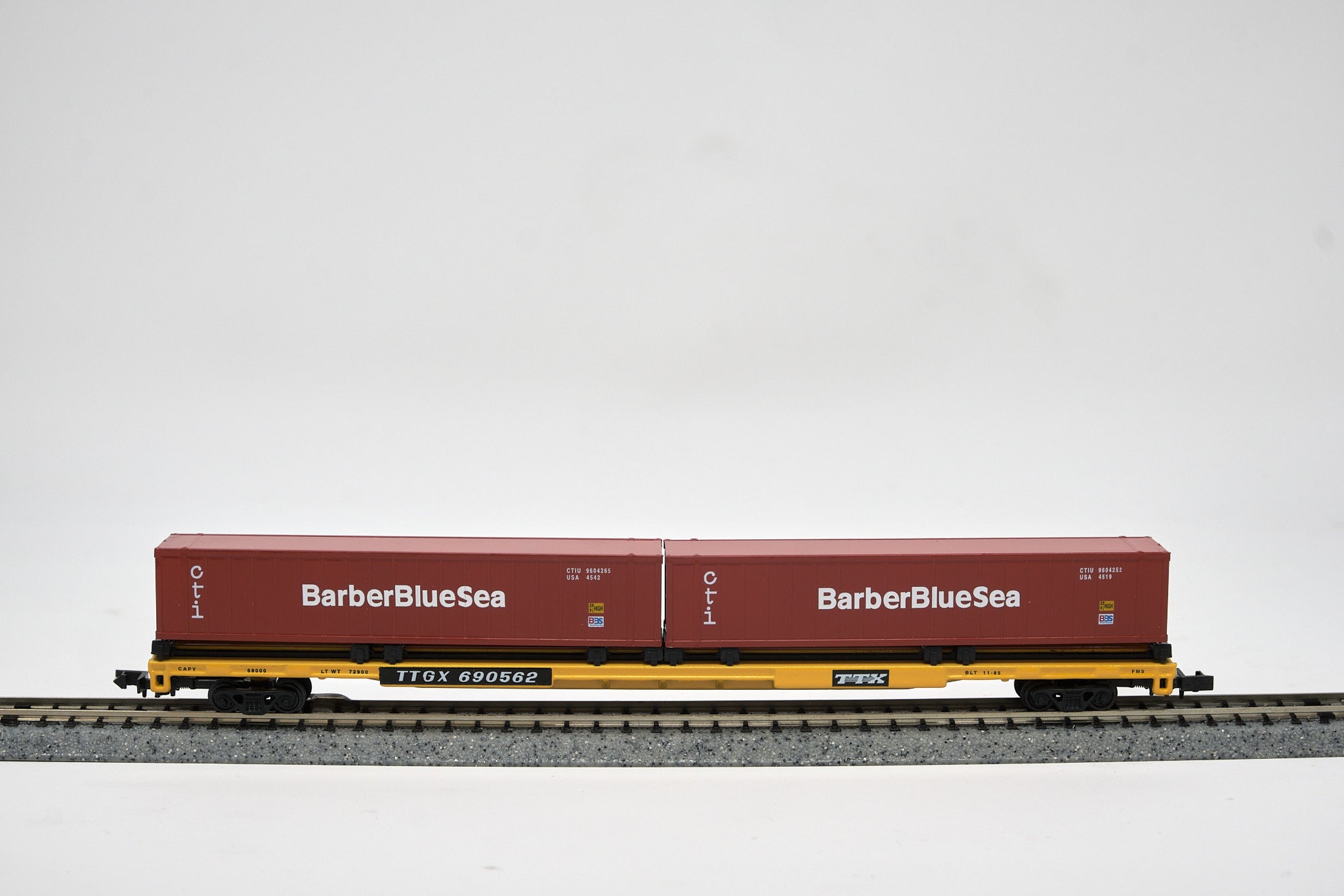 N Scale Models – Con-Cor Trains