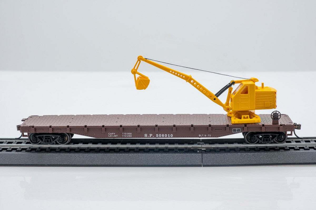 HO Con-Cor Flat Cars with Crane - Southern Pacific – Con-Cor Trains