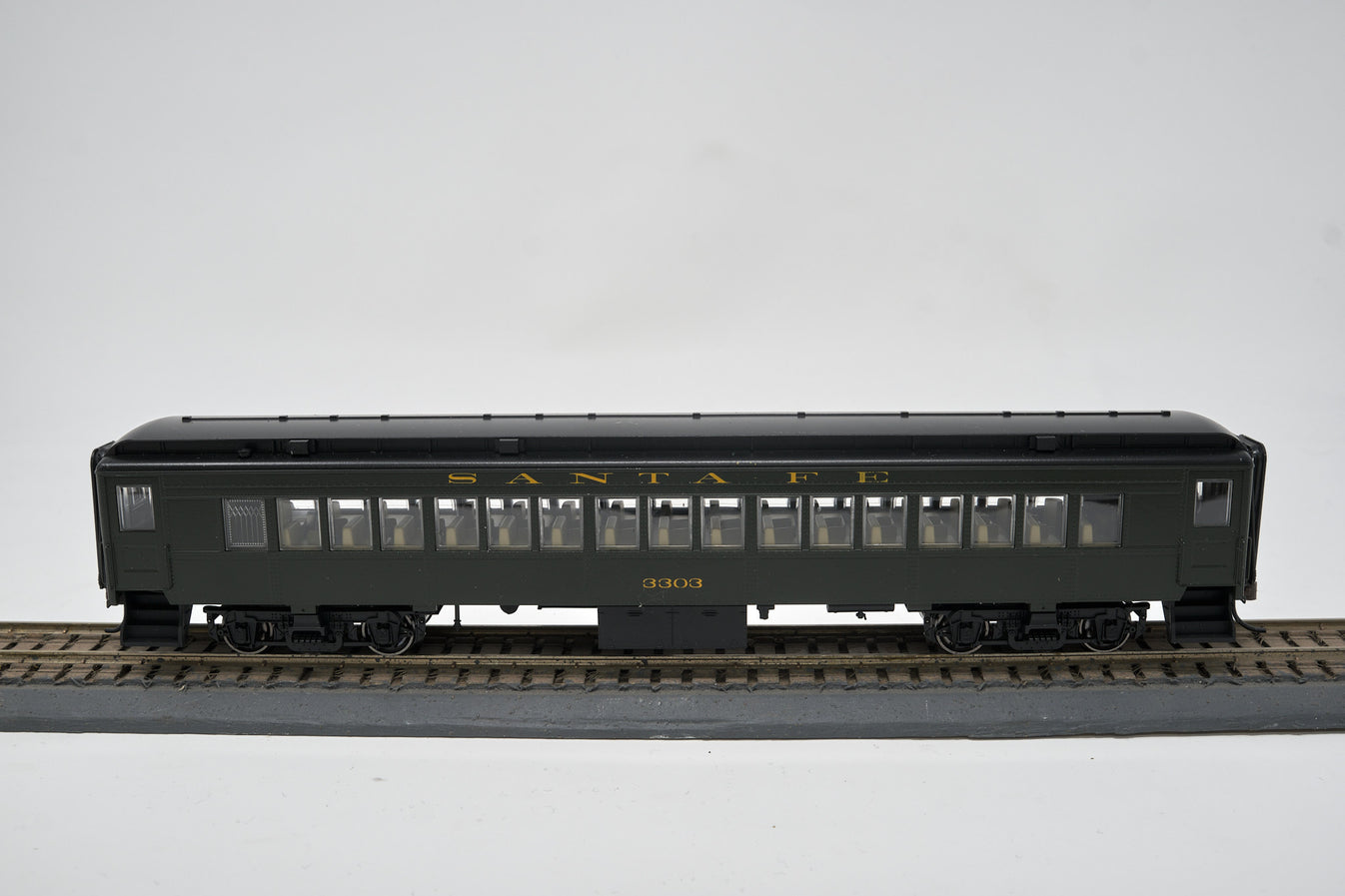 Con-Co HO 1920-1950 Heavy Weight Passenger Car - Santa Fe Coach (Pullm ...